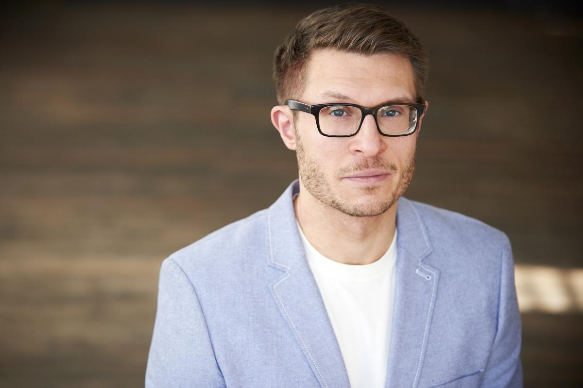 Faculty – Dr. Stephen Runge | School of Art | University of Manitoba
