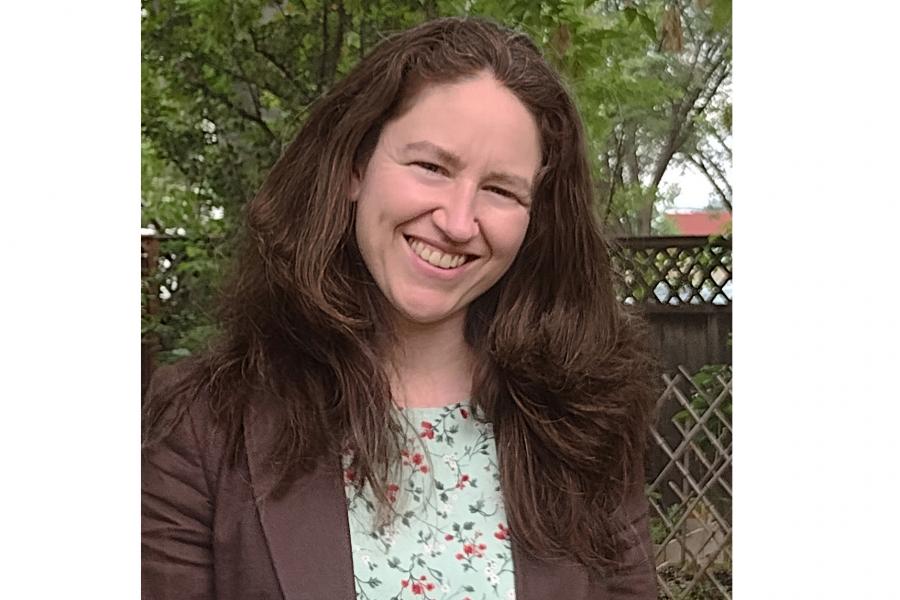 Profile - Julia Gamble | Faculty of Arts | University of Manitoba