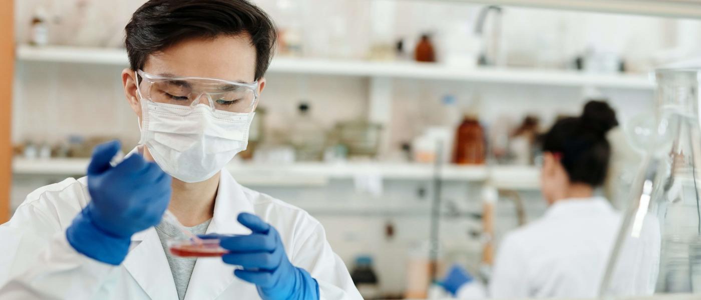 Biochemistry (BSc) | Explore UM | University of Manitoba